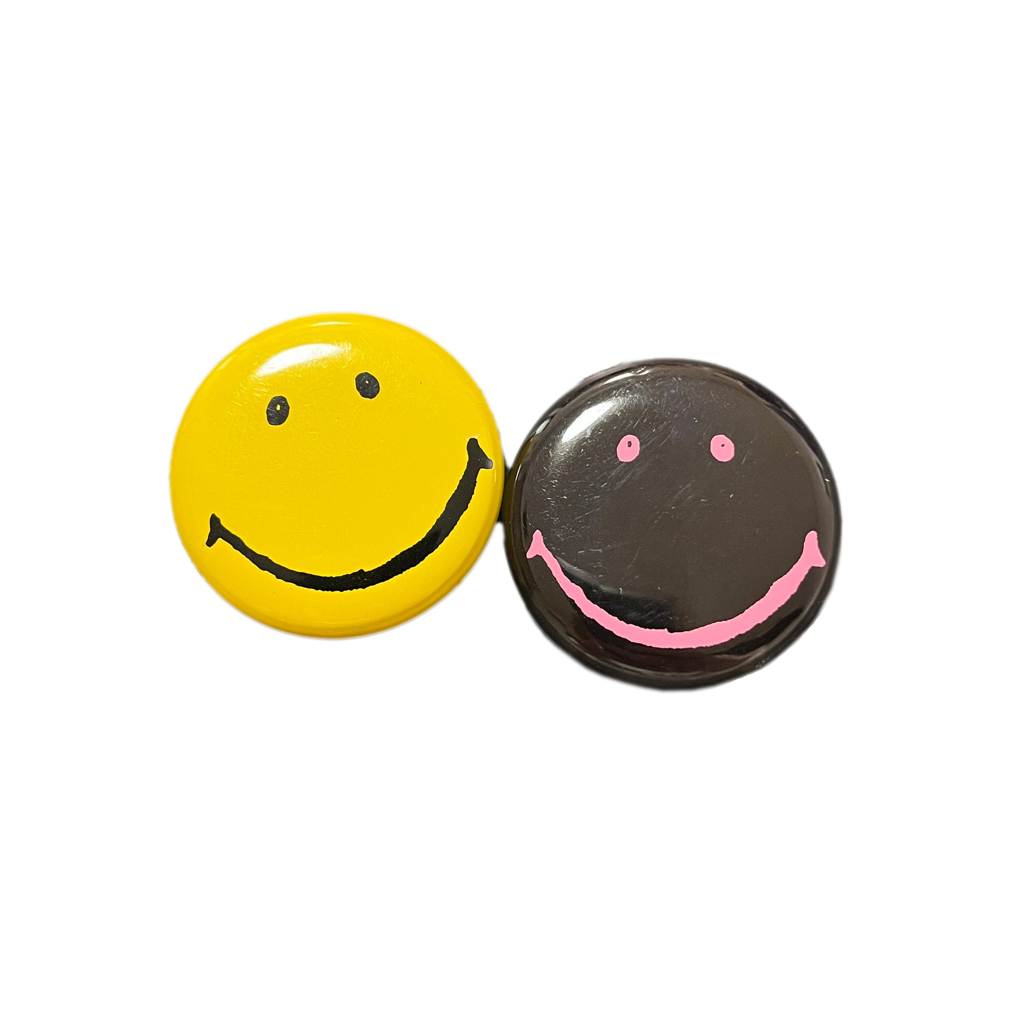 Smile Badge 2個セット – frgeek